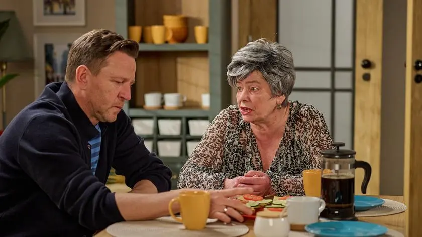 Kto gra matkę Wojtka z "Na Wspólnej"? Co się stało z jego ojcem ...