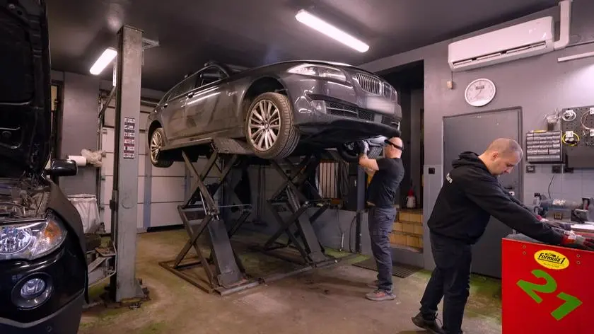 Jeździć, obserwować. Audi e-tron GT, BMW 5 F11, Audi S7 i Toyota GR ...