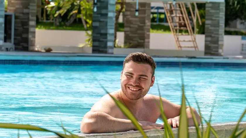 Tymek Jaworski z "Hotelu Paradise 10". Kim jest, skąd pochodzi, czym ...