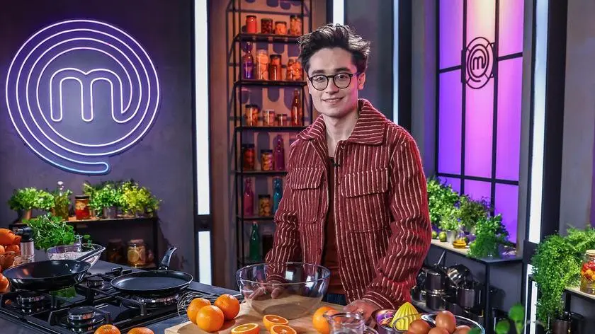 Crêpes Suzette - przepis Rozkosznego z "MasterChef Nastolatki". Składniki i sposób przygotowania ...