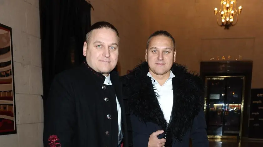 Bracia Golec po śmierci mamy musieli poradzić sobie z brakiem ...