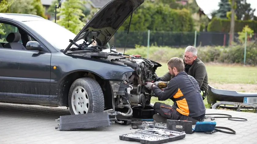 Mobilni mechanicy. Audi A4, Renault Master i Ford Focus - TVN