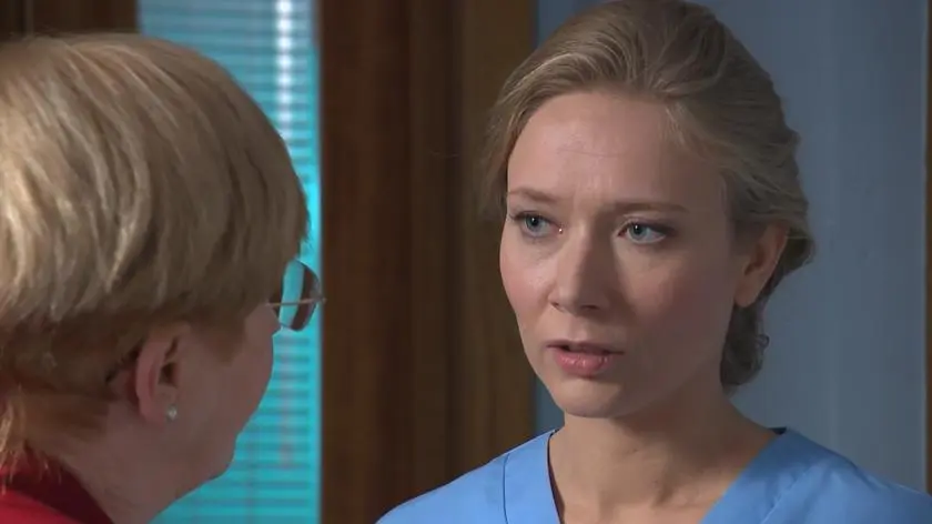 Na Wspólnej PRZED EMISJĄ W TV: Doktor Agier boi się własnej matki? - TVN