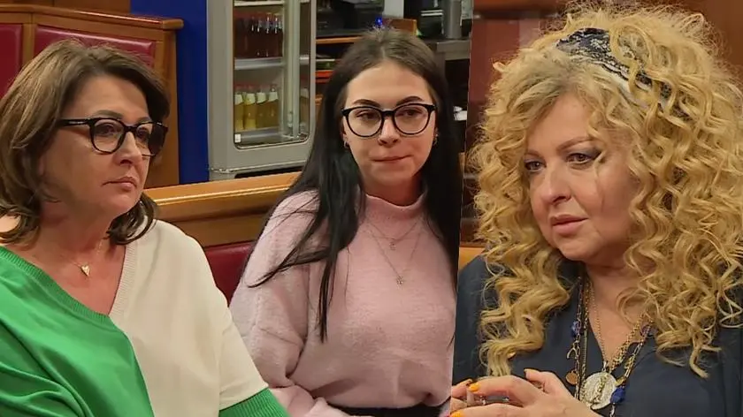 "Kuchenne rewolucje" we Wrocławiu. Czy "Queen's Street Bar" nadal istnieje? - TVN