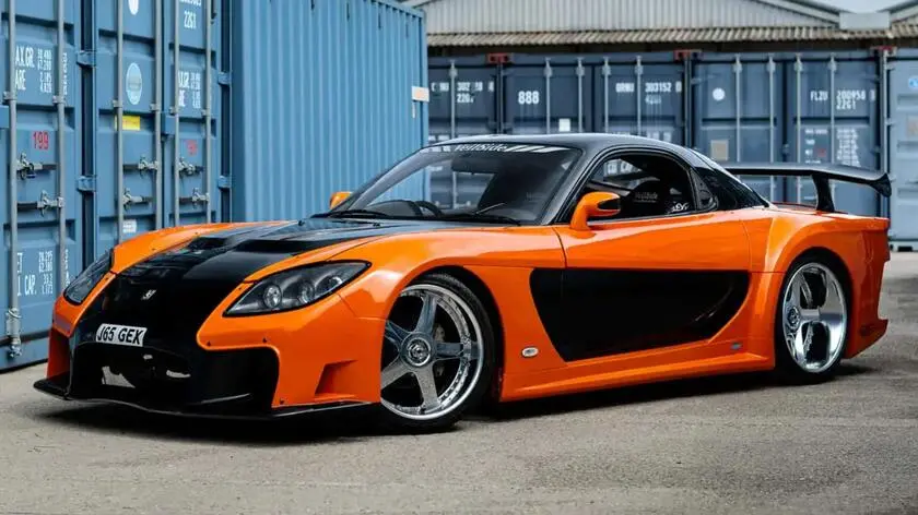 Mazda RX-7 z "Tokyo Drift" sprzedana za rekordową kwotę - TVN