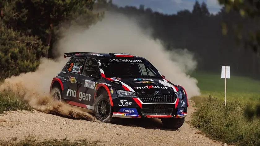 Byśkiniewicz i Siatkowski na 4. miejscu w Rajdzie Podlaskim - TVN