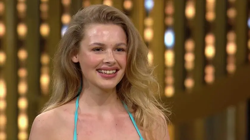 Top Model 11: Karolina Kuracińska zrobiła wrażenie na jurorach S11E03 - TVN