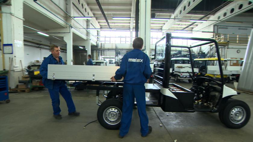 Melex, tablet i wyczynowy wózek - TVN