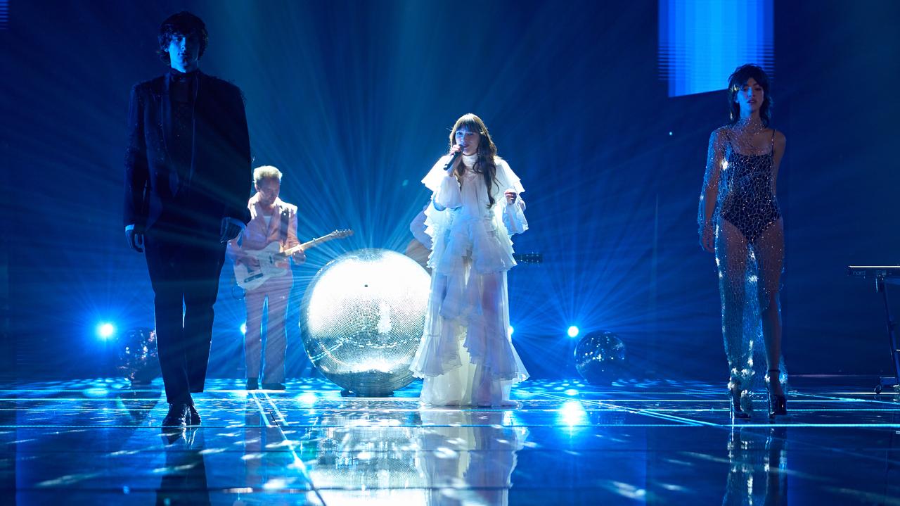 Top Model 12: Sorry Boys zaśpiewali Mapy Gwiazd na pokazie Gosi ...