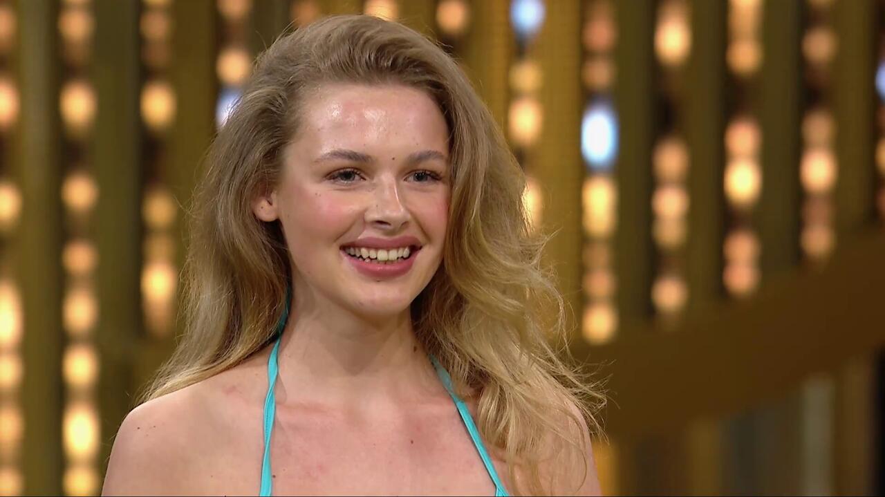 Top Model 11: Karolina Kuracińska zrobiła wrażenie na jurorach S11E03 - TVN