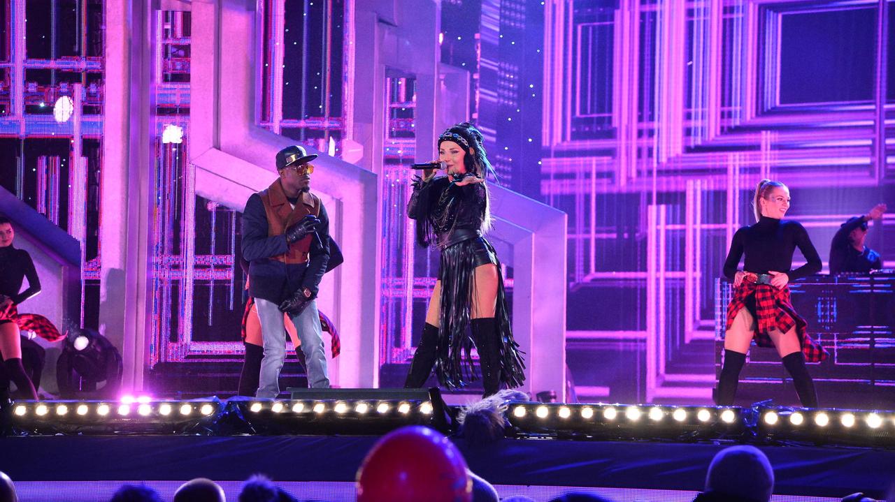 Cleo zaśpiewała w Sopocie przebój lata 2019: Za krokiem krok [VIDEO] - TVN