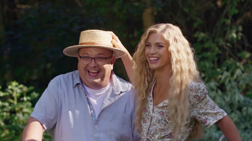 Top Model: Patrycja Sobolewska bardzo przeżywa rozwód rodziców S09E08 - TVN