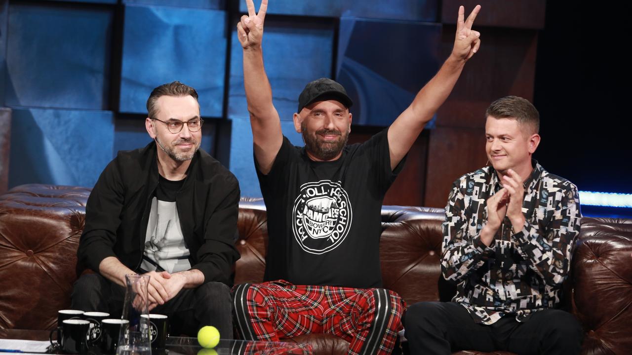 Kuba Wojewódzki: Kabaret Neo-Nówka na kanapie prowadzącego! - TVN